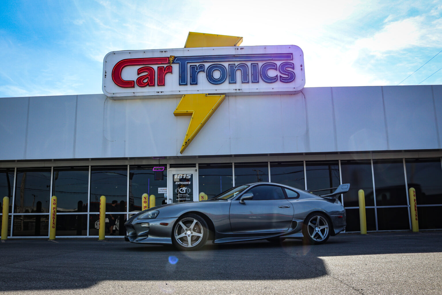 About Us - Cartronics Audio